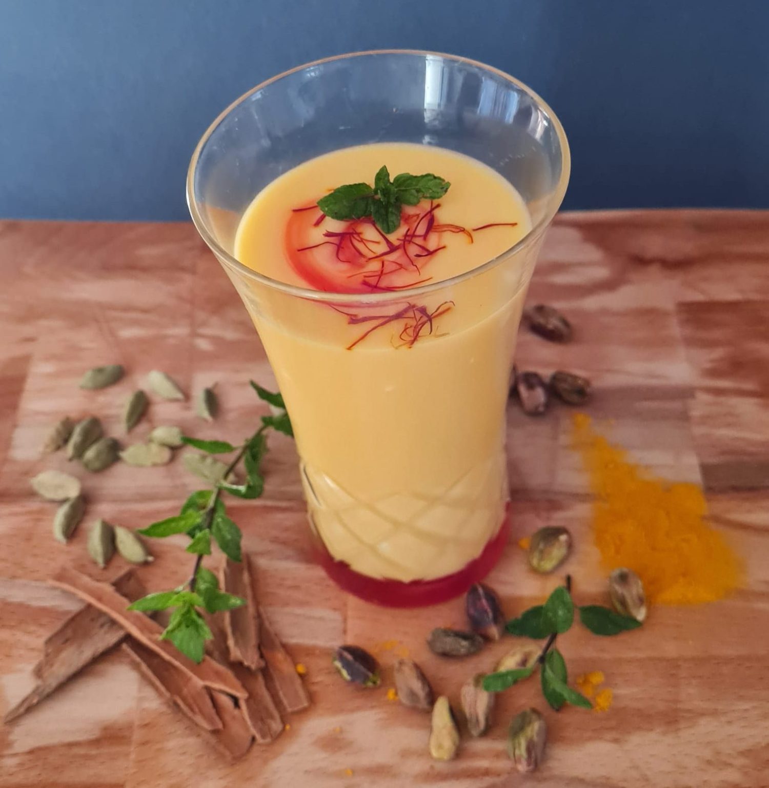 Lassi de Manga - akiSintaSaúde